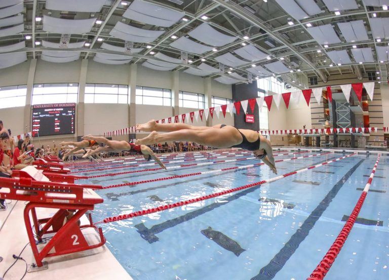 Houston Set to Host 7 Home Meets, AAC Championships in 2019-20