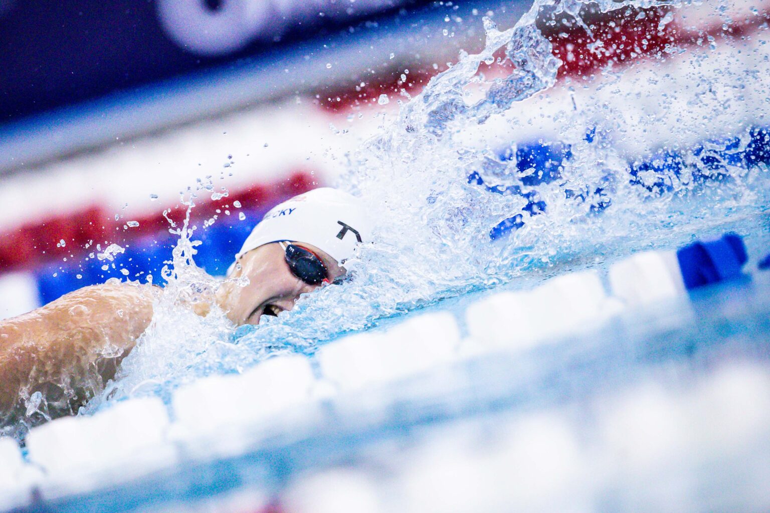 Katie Ledecky Breaks Own 400 Free American Record with 3:52.88 in Toronto