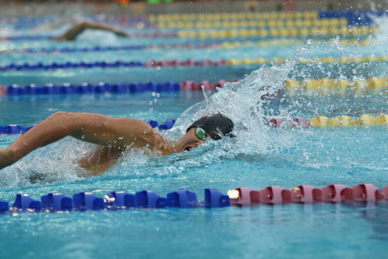 15-Year-Old Maximus WIlliamson Breaks U.S. 15-16 NAG in Boys 200 IM - 1 ...
