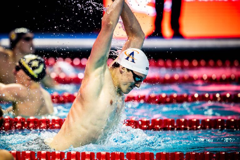 Thomas Heilman 1:54.54 200 Fly RACE ANALYSIS