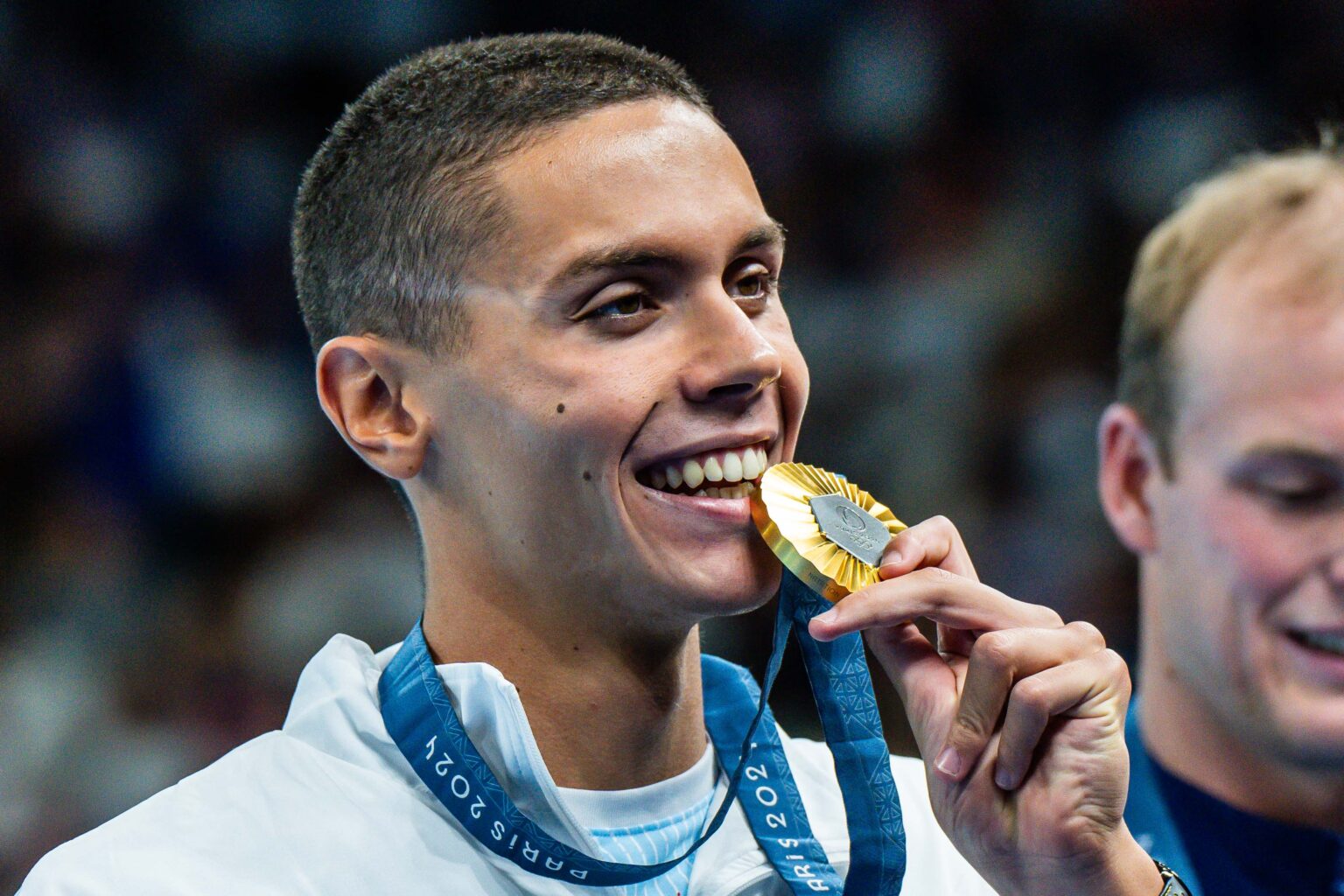 David Popovici Swims World Leading 1:43.64 200 Free, Mitsin Breaks ...
