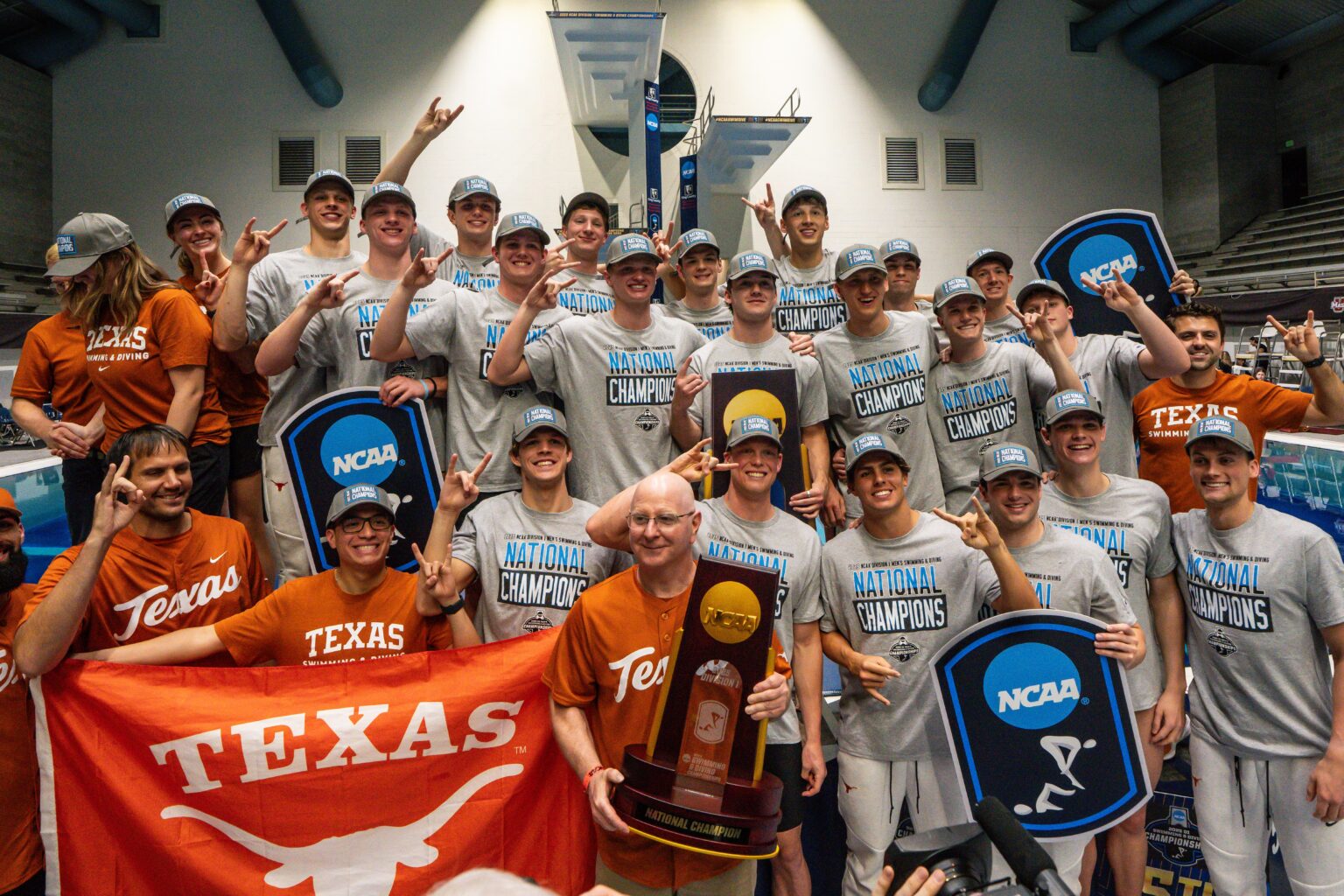 Watch: Eva Okaro Break Texas School Record With 47.06 100 Free, Rex ...
