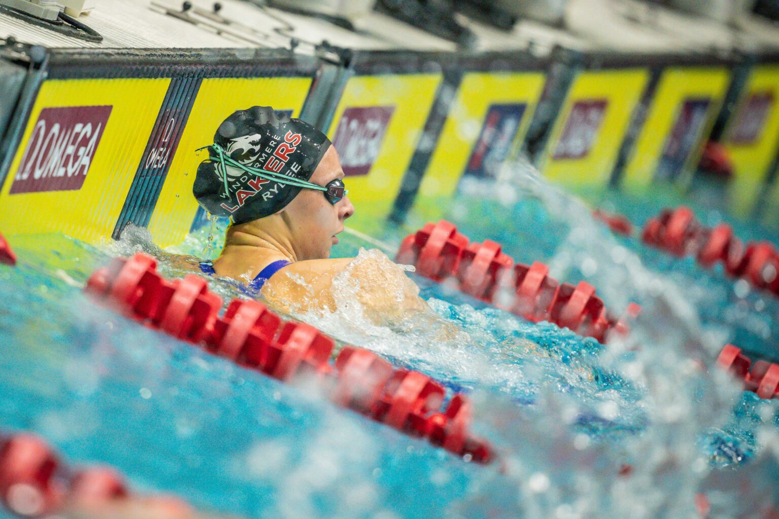 Rylee Erisman Scorches 1:41.86 200 Free Split On WJ Night 1, Faster ...