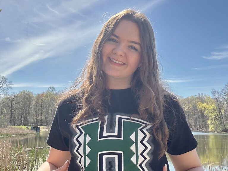 Winter Juniors Qualifier Aoife Harkin Commits to Hawai'i for 2025-26