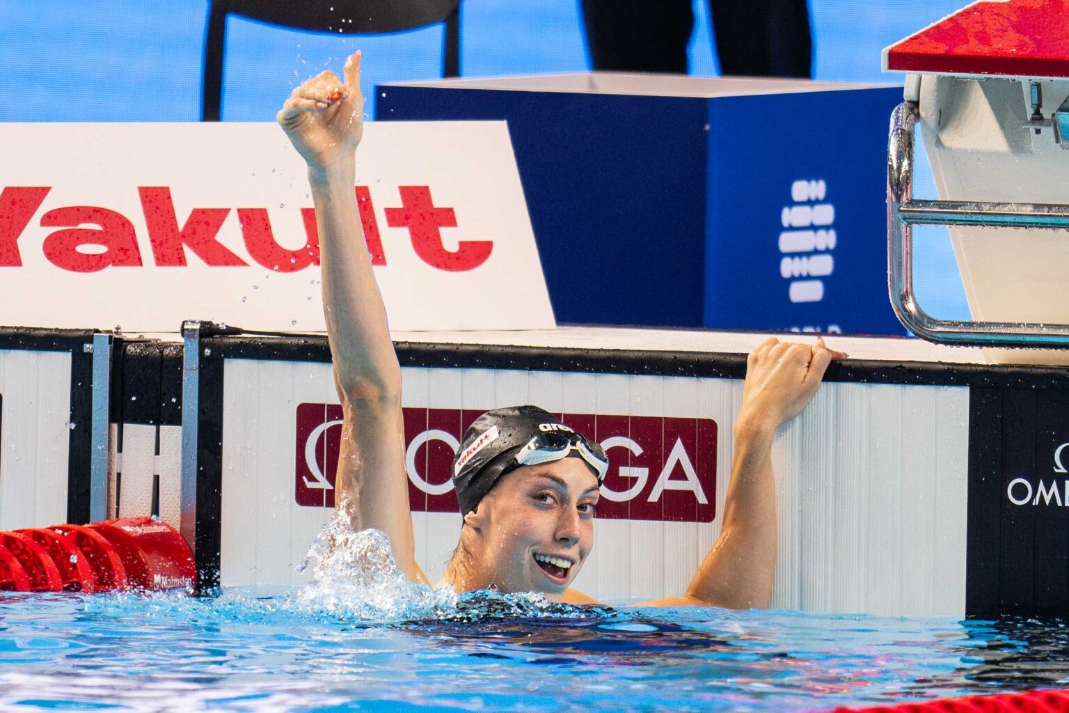 Gretchen Walsh Breaks 16-Year-Old World Cup Record & U.S. Open Record ...