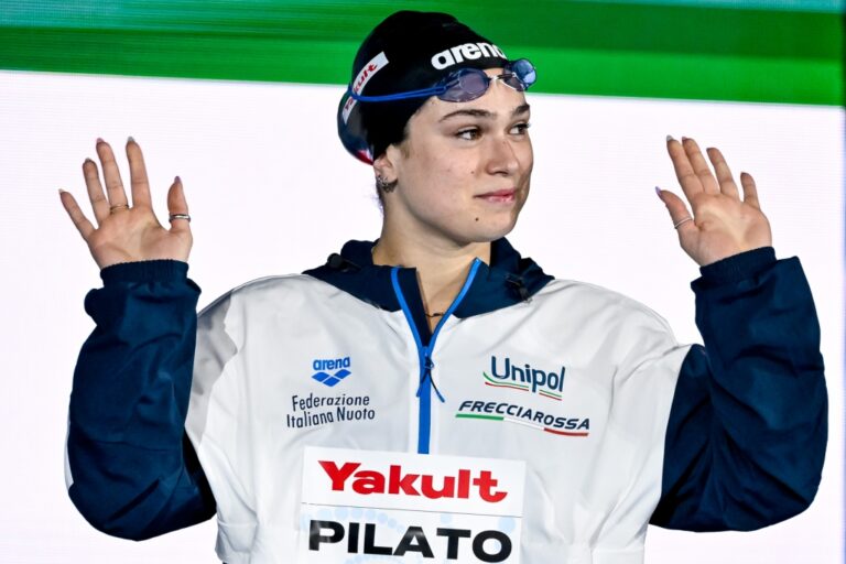 Benedetta Pilato Bronzo Nei 50 Rana Femminili: 5° Medaglia Mondiale In ...